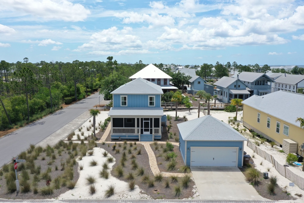 WindMark Beach, Community Pool, Playground, Short Walk to Beach ~ The ...