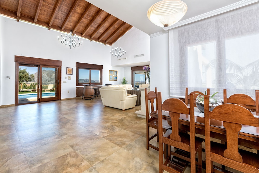 Villa Antequera with mountain views - Antequera | Abritel