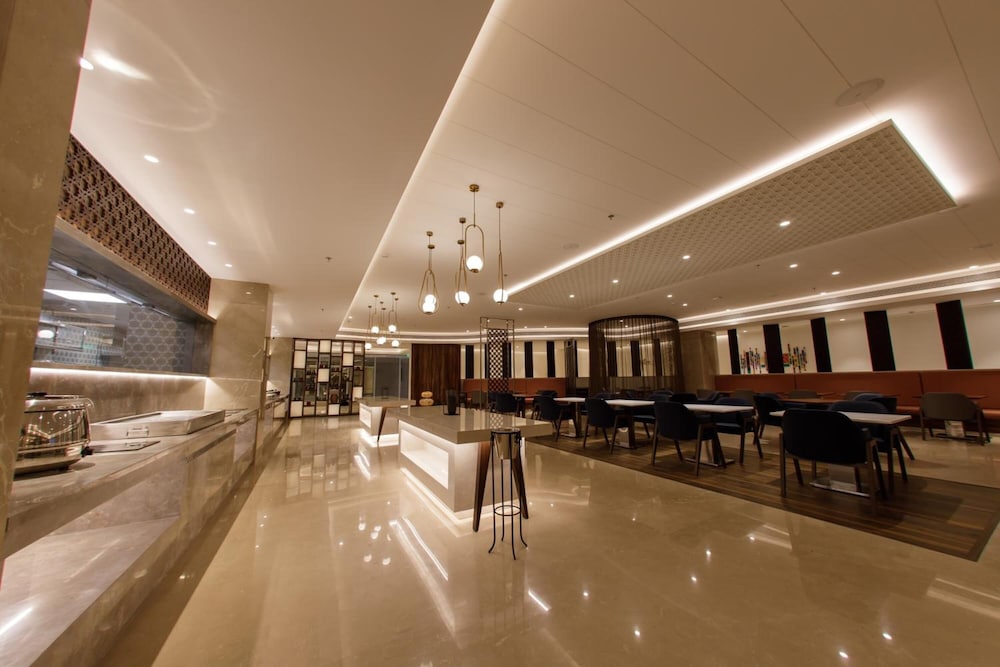 Sayaji Jamnagar in Jamnagar | Best Rates & Deals on Orbitz