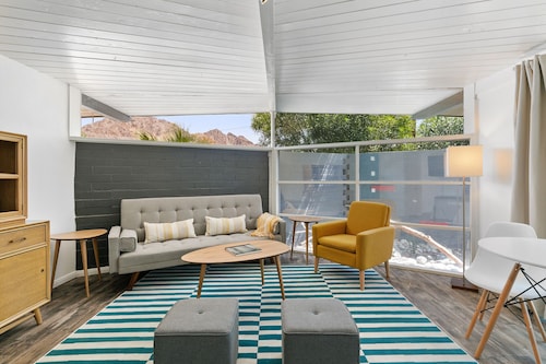 Walt's Place: Original Midcentury Desert Getaway - La Quinta, CA