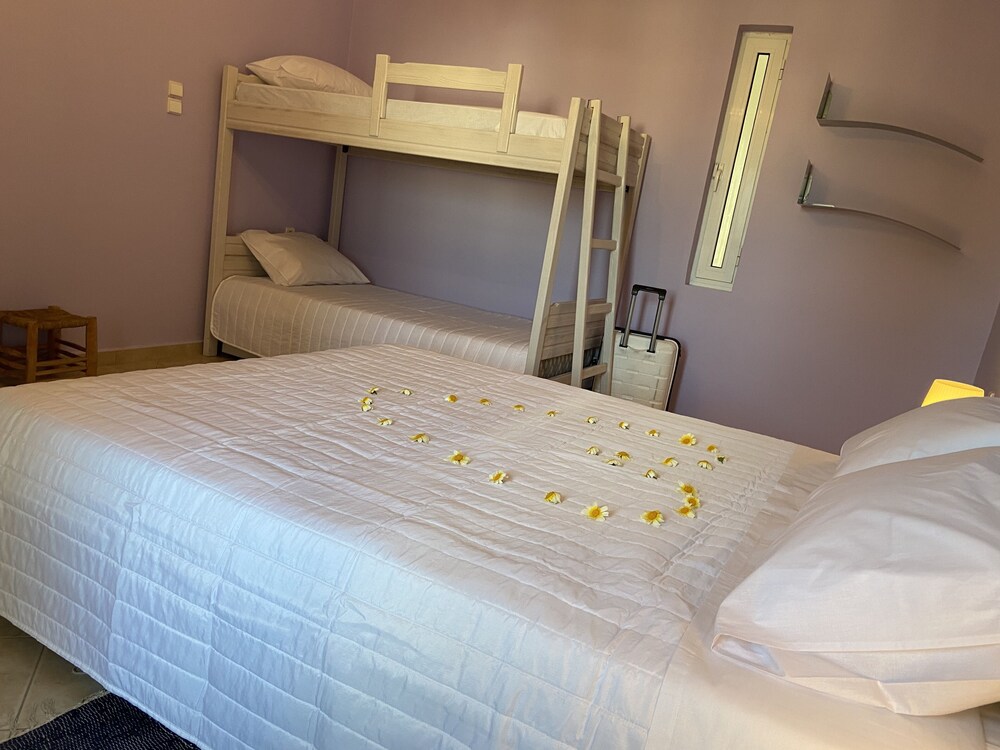 Kaloudis Apartment 2 bedrooms up to 6 people - Kissamos | Vrbo