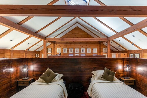Spectacular Silo House On Litchfield Hills Estate - Litchfield, CT