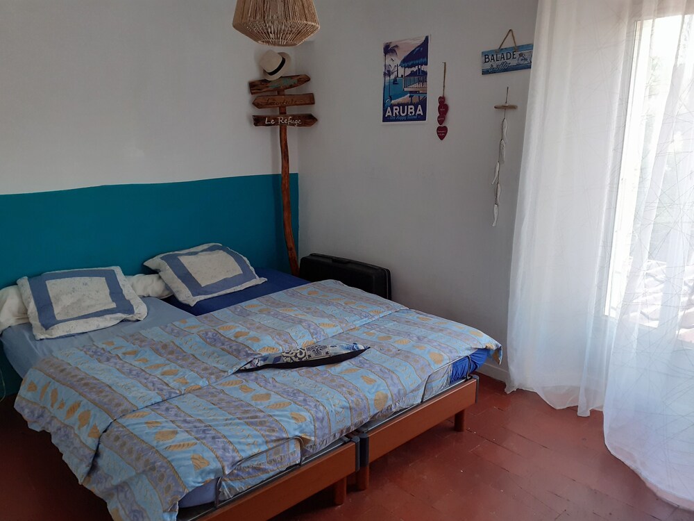 Semi-detached hamlet house with garden and summer spa - Mimet | Vrbo