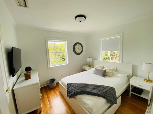 Family House W/pool  To Enjoy Coral Gables & Miami - Coral Gables, FL