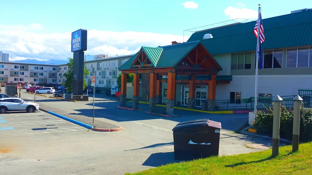 Aviator Hotel Anchorage in Anchorage | Best Rates & Deals on Orbitz