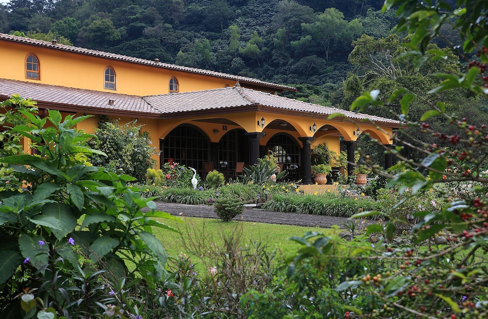 Los Establos Boutique Hotel - All Inclusive in Boquete | Best Rates ...