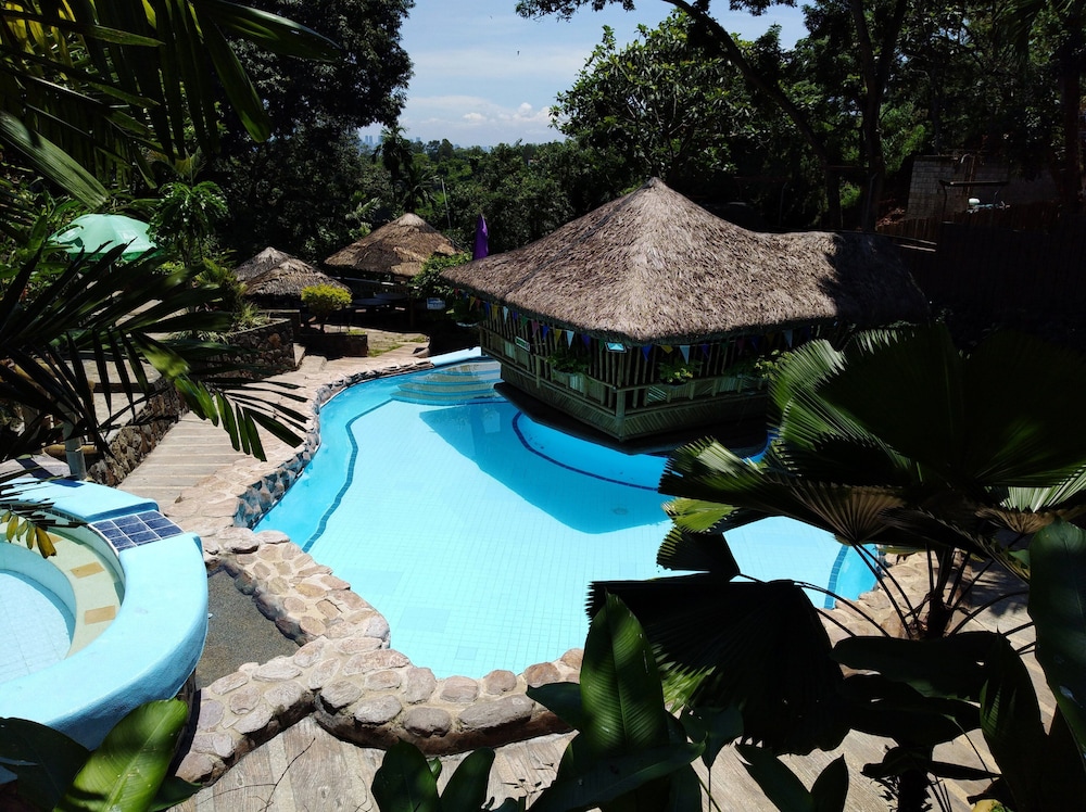 Loreland Farm Resort in Angono | $62 Best Rates & Deals on Orbitz