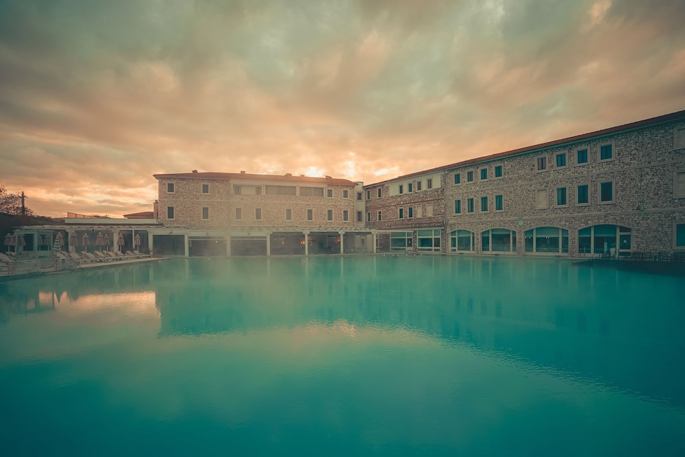 Terme di Saturnia Natural Spa & Golf Resort - The Leading Hotels of the ...