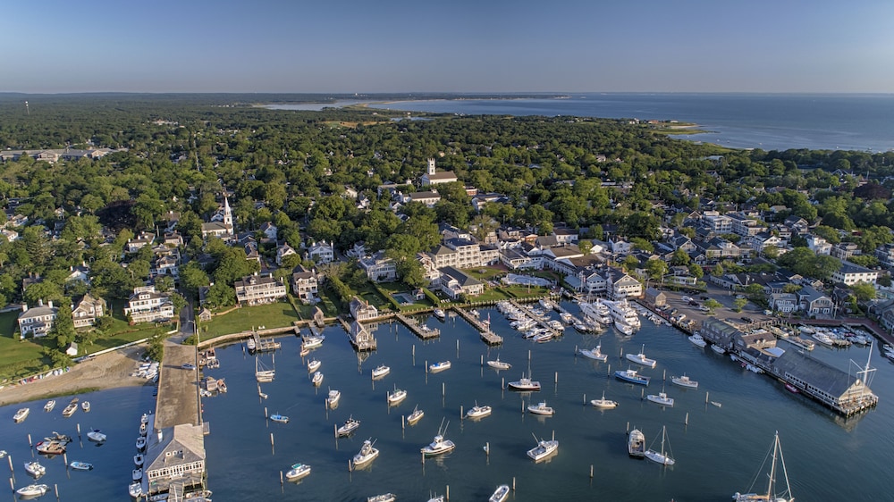 The Harborside Inn in Edgartown | Best Rates & Deals on Orbitz