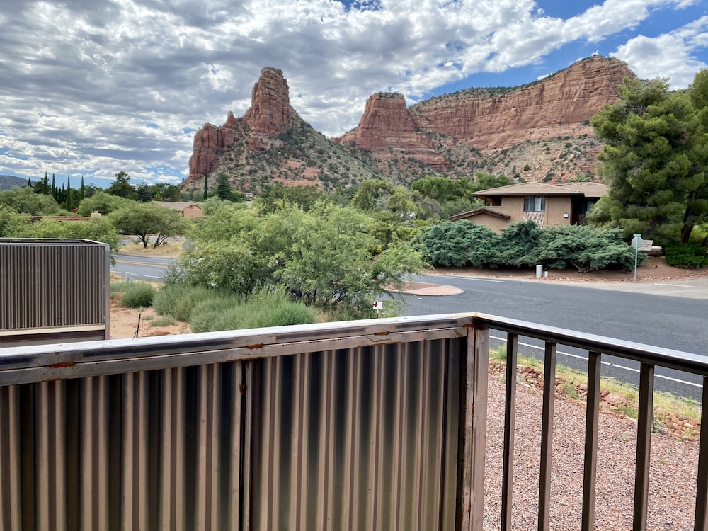 Sedona Village Lodge, Sedona: $79 Room Prices & Reviews | Travelocity