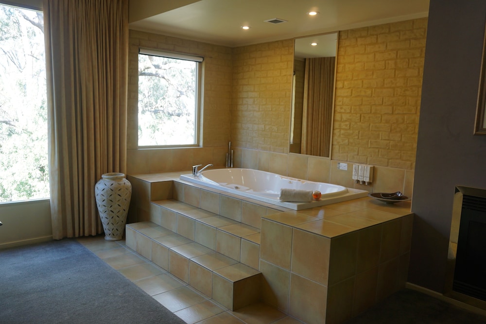 Madison Spa Motel - Adults Only: AU$160 Deals & Reviews (Moama, AUS ...