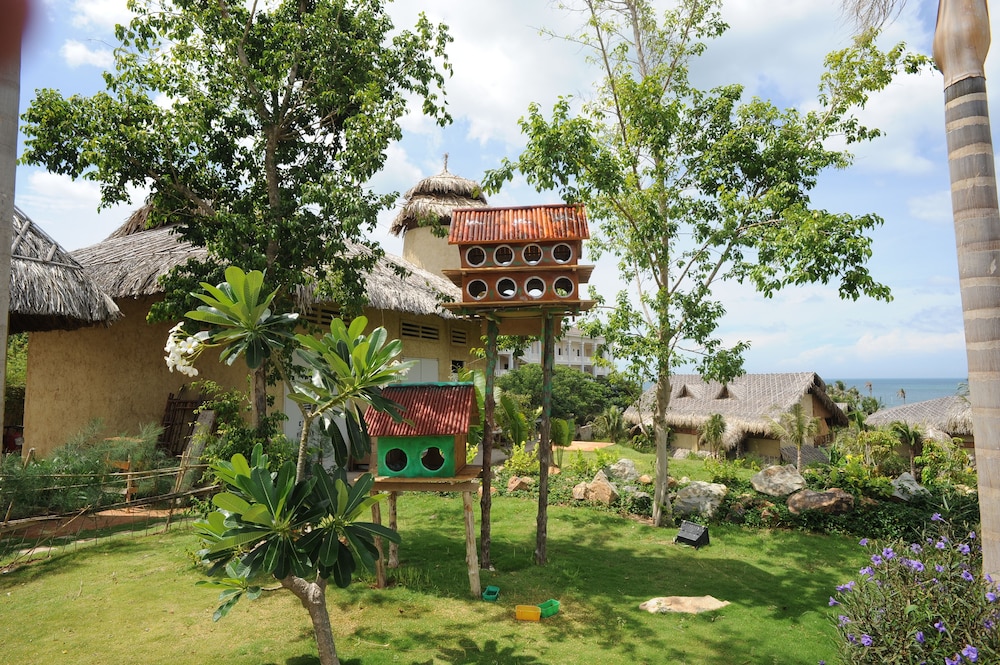 Aroma Beach Resort & Spa in Phan Thiet | Best Rates & Deals on Orbitz