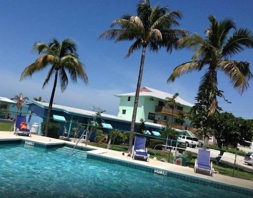 Edgewater Lodge: 2017 Room Prices, Deals & Reviews | Expedia