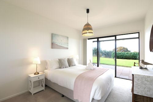Villa Paradiso - 5 Bed - Beach Access - Pool - Bournda National Park