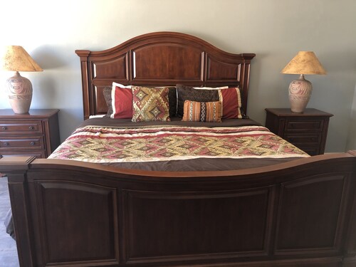 Perfect Family/executive Stay - Los Lunas, NM