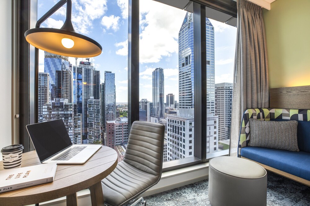 Holiday Inn Express Melbourne Little Collins, an IHG Hotel Melbourne ...