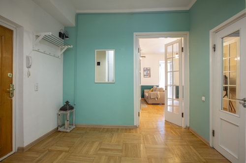 ☆ Scandi Design ✔ Self-checkin ✔ Netflix ✔ 2br - 예레반