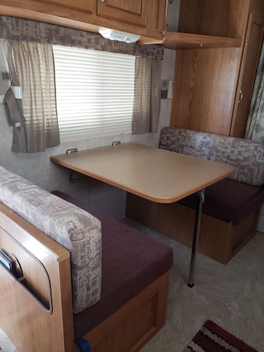 Cosy Camper With Pool - Oregon