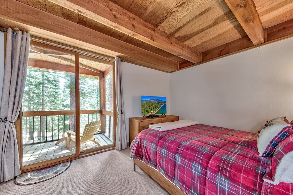 Book Your Lake Tahoe Vacation at The Treehouse in Northstar ...
