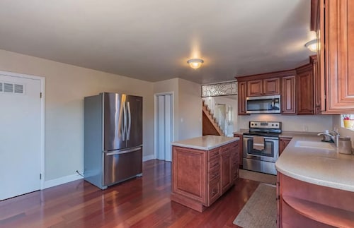 Large Family Home - Walking Distance To Capitola Village And Beach - Scotts Valley, CA