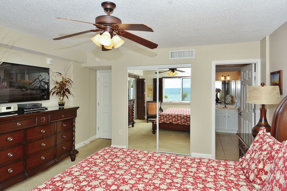 Sandy Key 231: 3 BR / 2 BA Gulf Front Condo in Perdido Key, FL Sleeps 8 ...