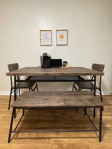 Renovated Apt - 4min Walk From Wesleyan & Main St - Connecticut
