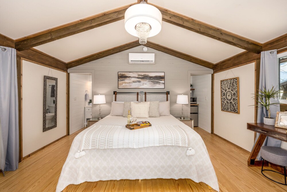 The Makenzee at Ridgeview. Asheville rental! Luxurious Glamping ...