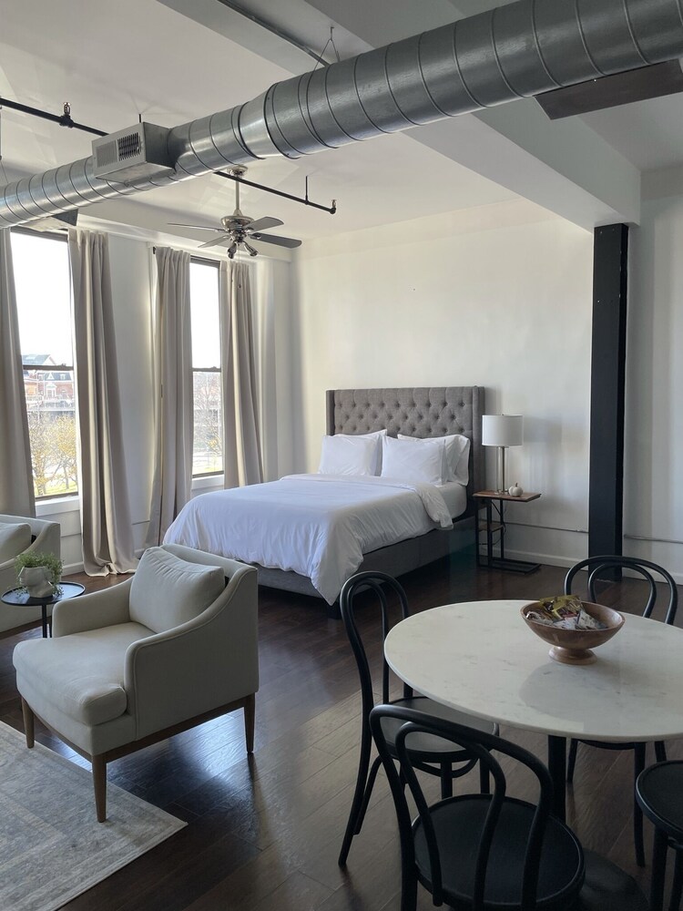 Spacious Loft in Historic Baggs Square - Utica | Vrbo
