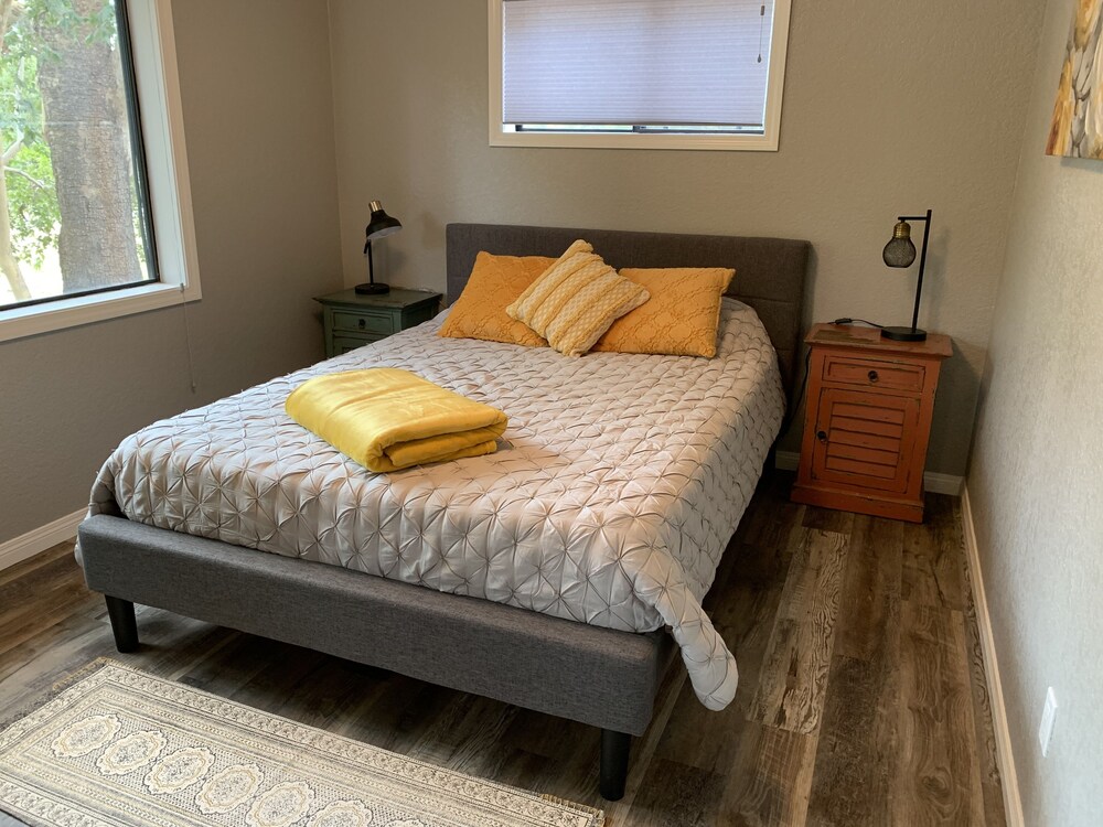 Creekside Cabin Under the Sycamores - Lake Montezuma | Vrbo