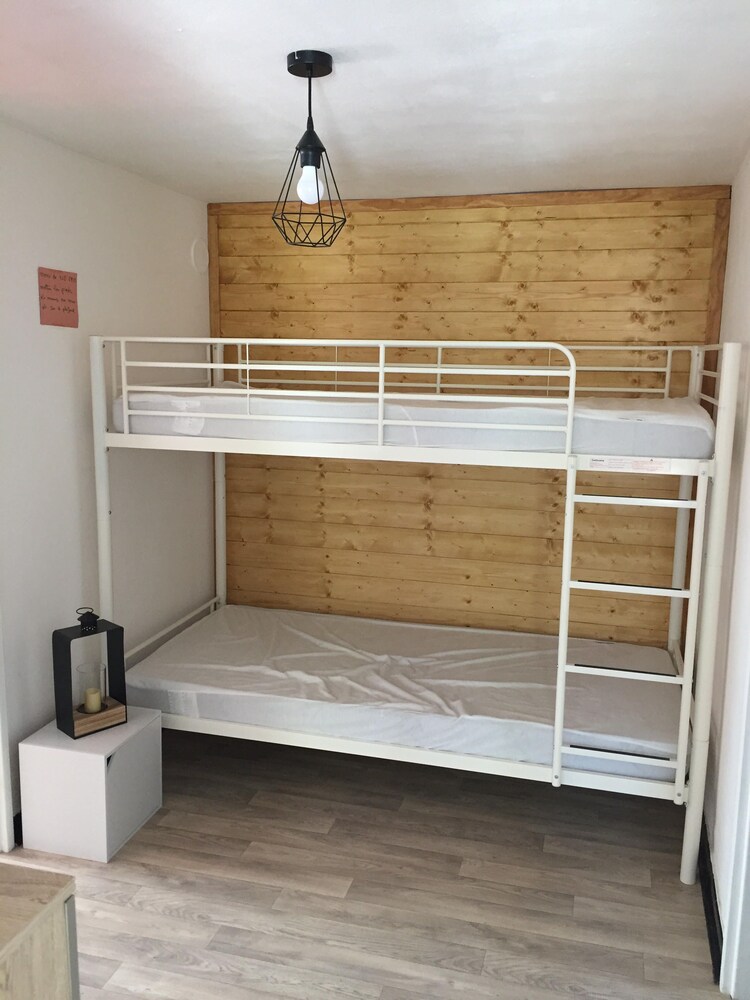 Apartment in a typical Corsican house, between sea and mountains ...