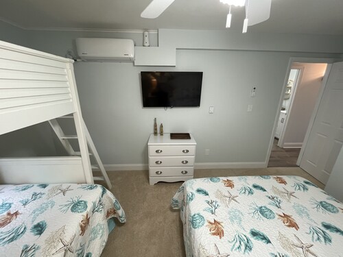 2-bedroom Condo Next To The Bay - Ocean City