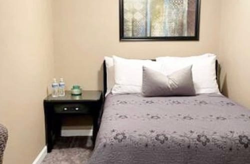 Cute Cozy 2 Bedroom Home - キャニオン・レイク, CA