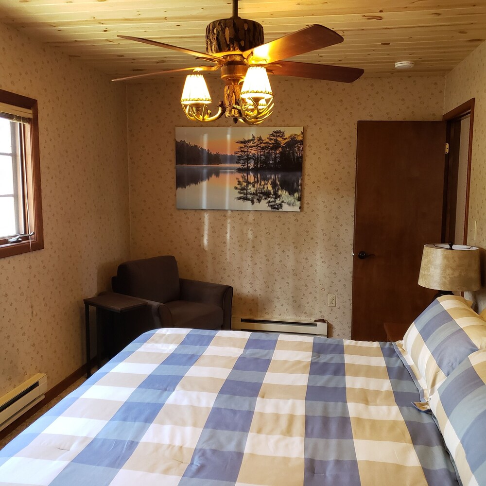 Private Cabin - Custer County | Vrbo