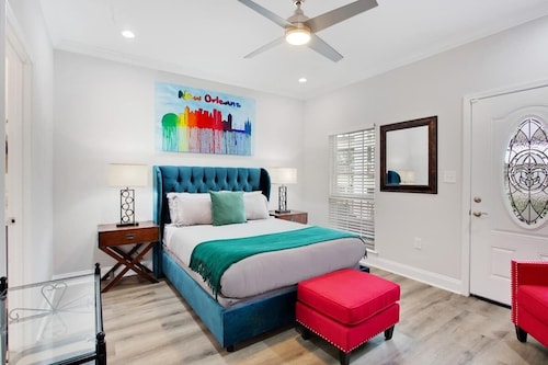 Spacious New Home Ideal For Group - Near The Fq - New Orleans, LA