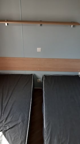 Loue Mobil Home Climatisé  4/6 Personne Camping 4* - Sérignan