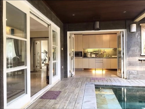 Canggu beach house at just 150 meters off the beach - Canggu