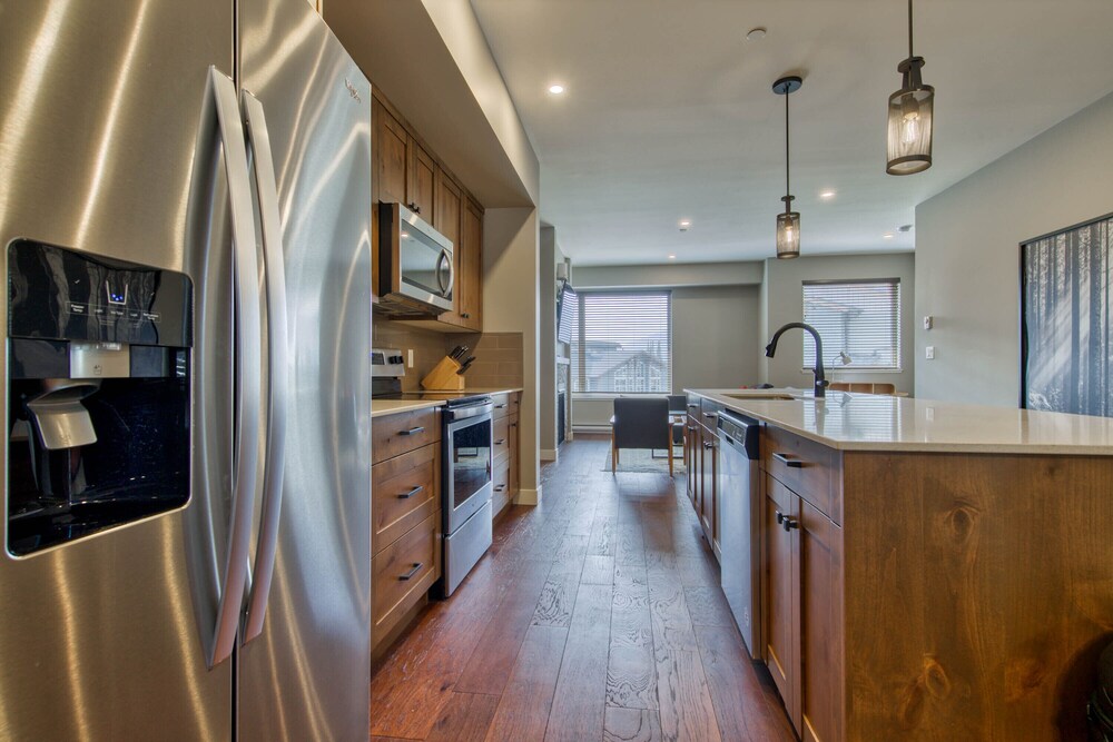 Fantastic Ski in / Ski out & Private Hot Tub - Sun Peaks | Vrbo