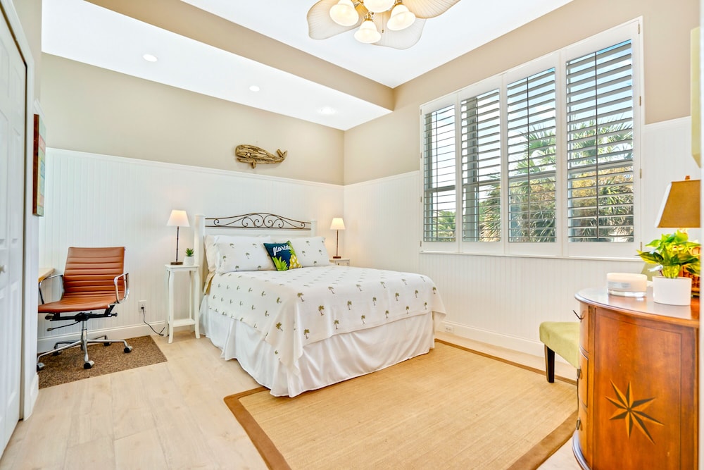 Oceanfront! 2 Primary Suites - Secluded Beach - 15 min to St. Augustine ...