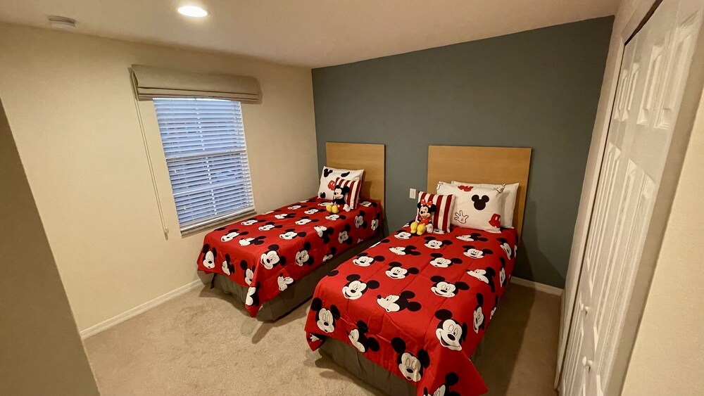 Renewed 3bd townhome near Disney private HOT TUB! - Four Corners | Vrbo