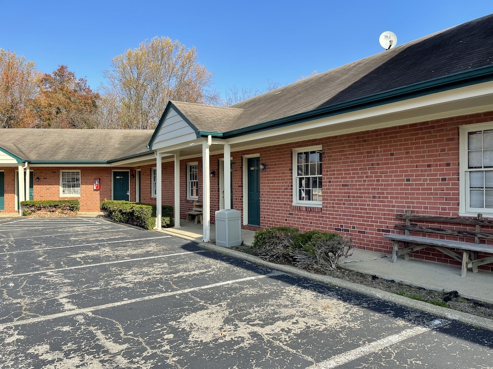 Rips Country Inn, Bowie: $100 Room Prices & Reviews | Travelocity