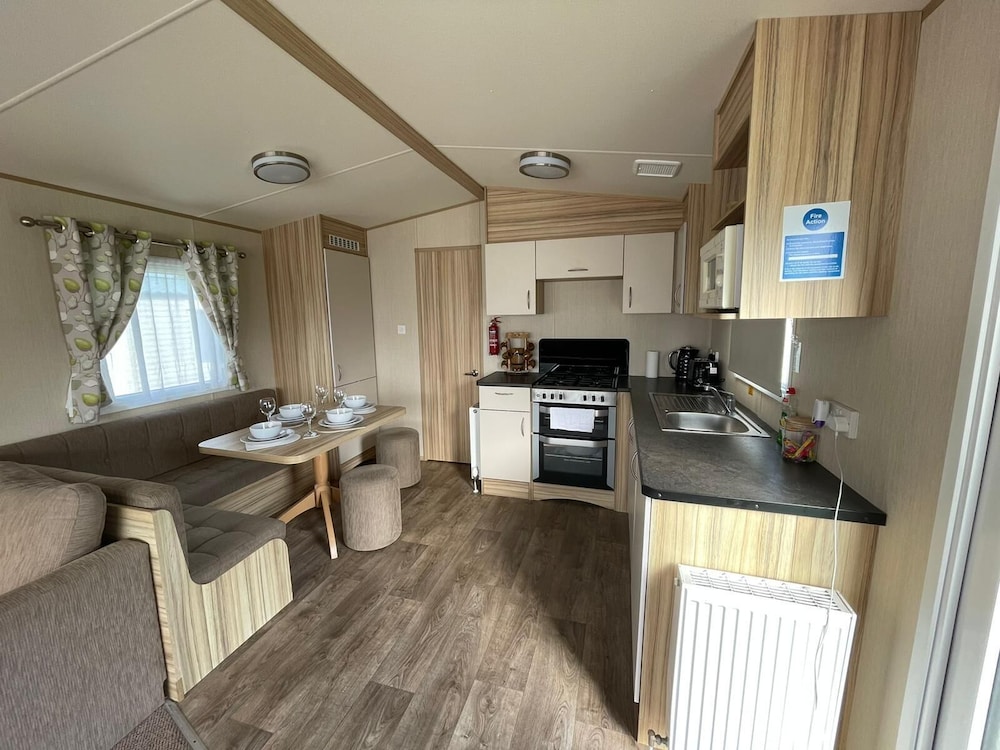 Holiday park caravan Fluffy in Harts Holiday Park - Leysdown-on-Sea | Vrbo