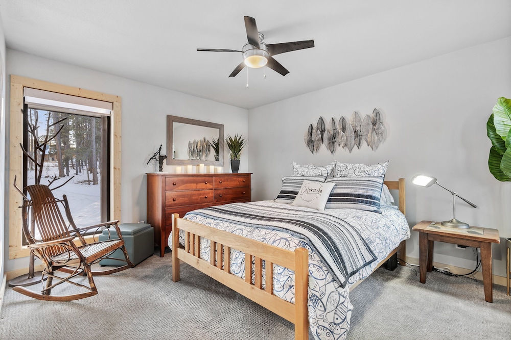 Lakefront • Kayaks • Views • Fishing • HotTub - Gilpin County | Vrbo