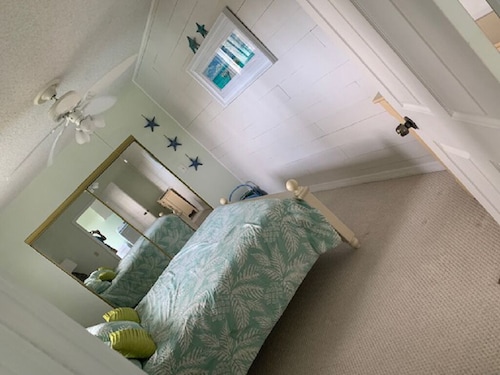 Beachside And Riverside Vintage Florida Keys Style 1930's Cottage - Port Orange, FL