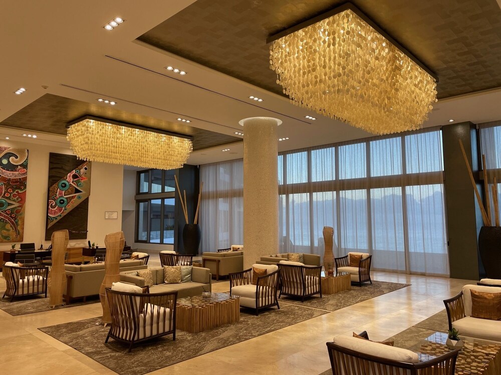 2 bdrms & THREE baths in FIVE-DIAMOND Resort! Luxury awaits you ...
