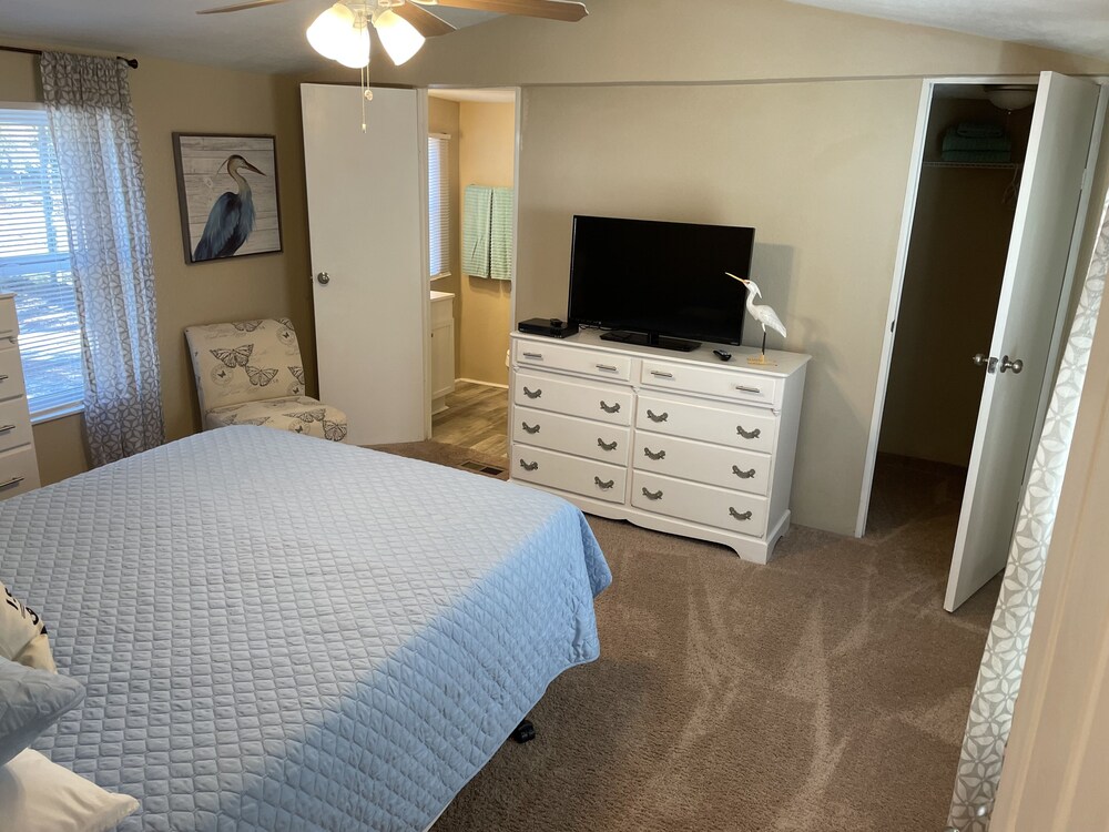 “Divers Inn” on The Rainbow River - Marion County | Vrbo