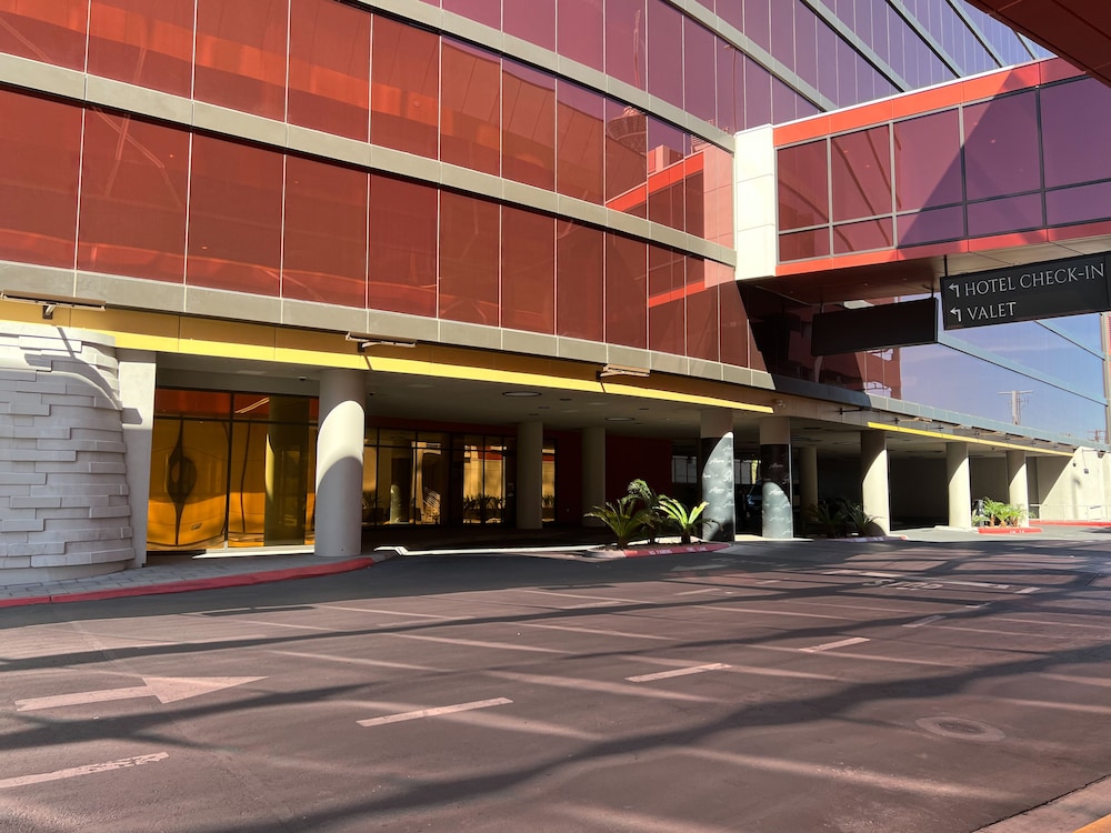 The Ahern Luxury Boutique Hotel in Las Vegas | Best Rates & Deals on Orbitz