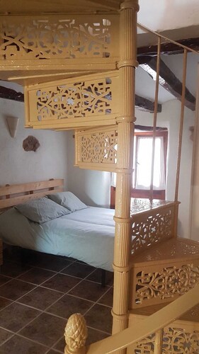 Rural Stone Home With Wood Fireplace - Miravet