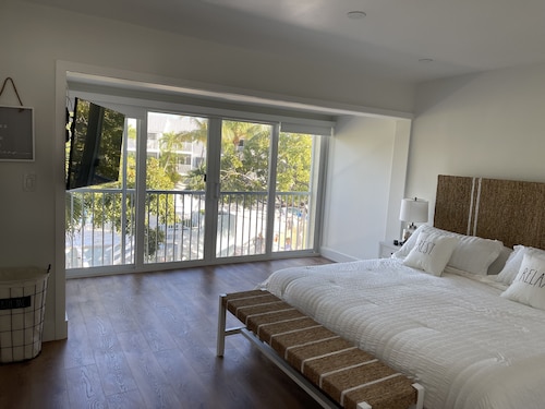 Good Vibes Only!!! 2 Bedroom/2 Bath Townhouse - Key Largo, FL