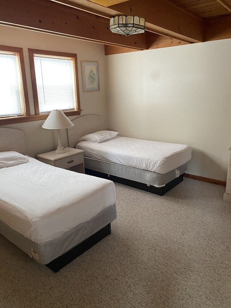 BIS-Duck Resort - 2BR/2BA Ocean View - Great Pools! - Duck | Vrbo