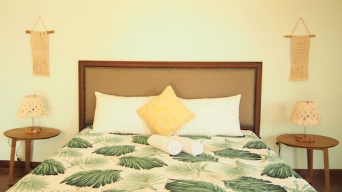 Casa De Bon-bon 6 Br Villa + Pool, 5 Mins To Beach - Bali